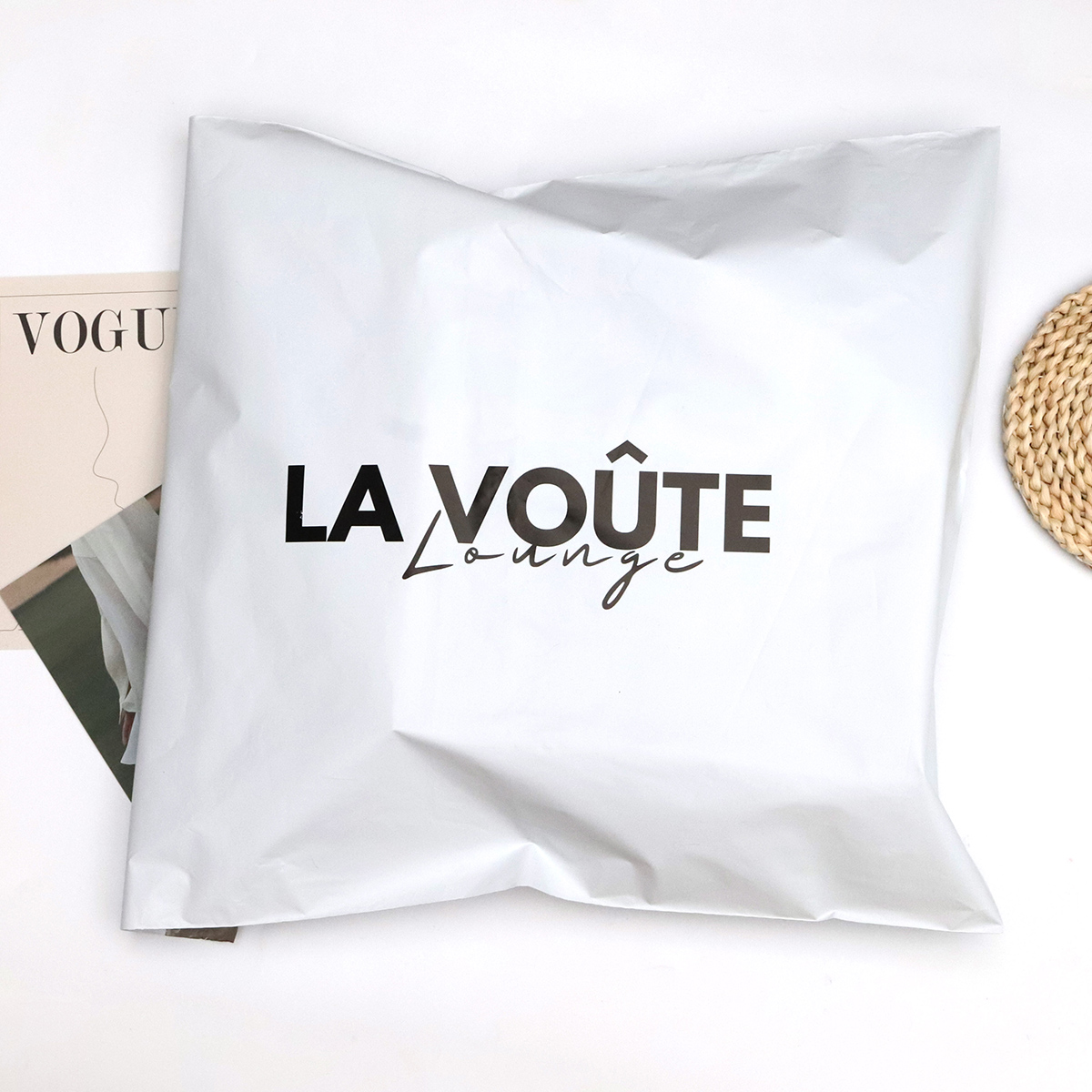 High quality custom white express bag with black color logo printed ...